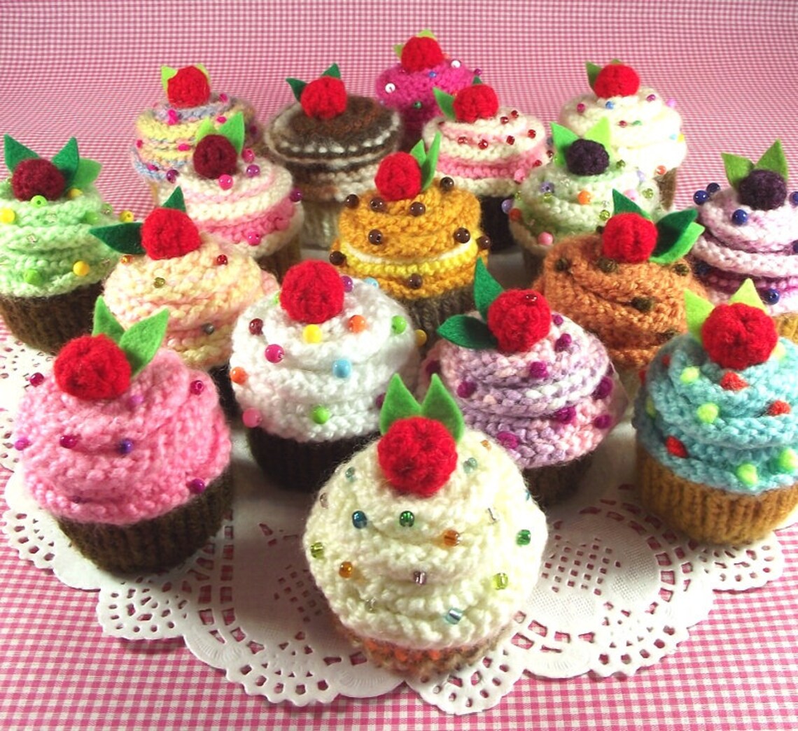 KNITTING PATTERN PINCUSHION Cupcake Knit Crochet Dessert Amigurumi Food ...