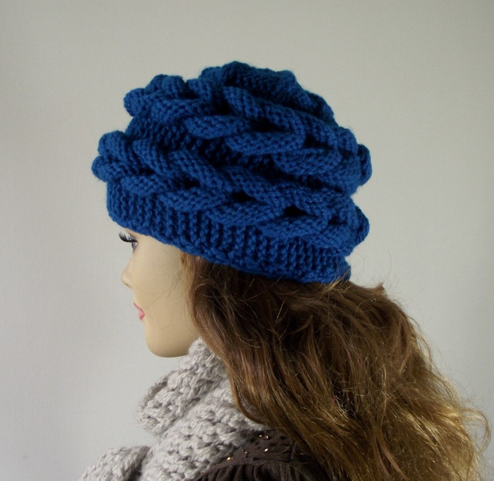 KNITTING HAT PATTERN Braid Hat - Aralenna Hat - Winter Chunky Knitted ...