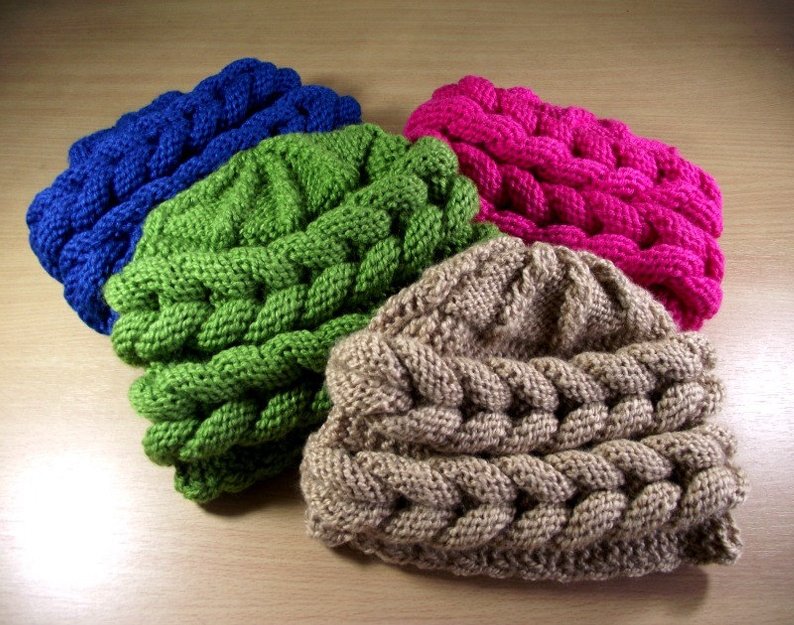 KNITTING HAT PATTERN Braid Hat - Aralenna Hat - Winter Chunky Knitted ...