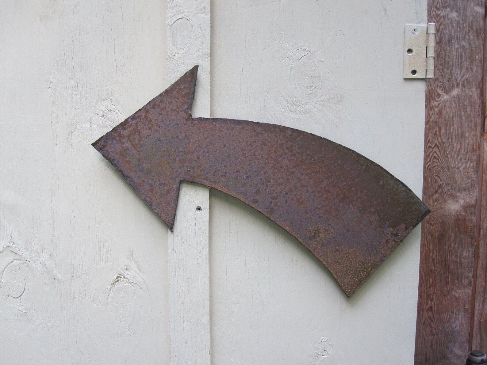 Metal Arrow Wall Art Pointing Left - Etsy