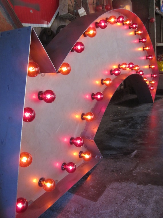 Vintage Lighted Arrow Sign