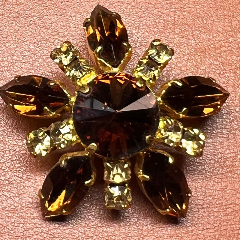 Austrian Vintage Broach - Etsy