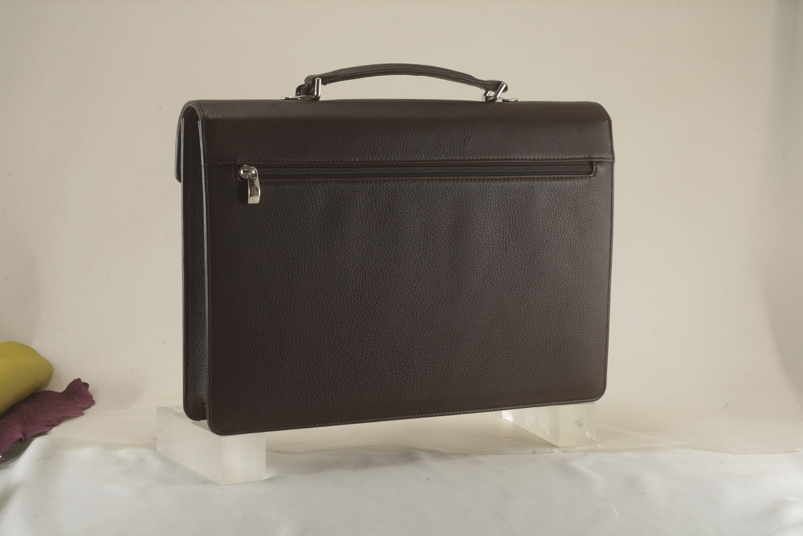 Handmade Leather Briefcase ALEN in Deep Brown, Pebble Grained | Mens ...