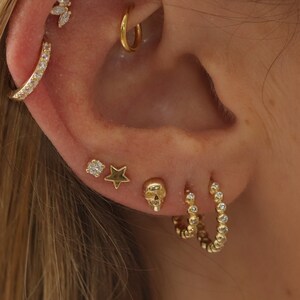 Single 14k Gold Helix / Cartilage / Conch Skull Tiny Stud Earring - Etsy