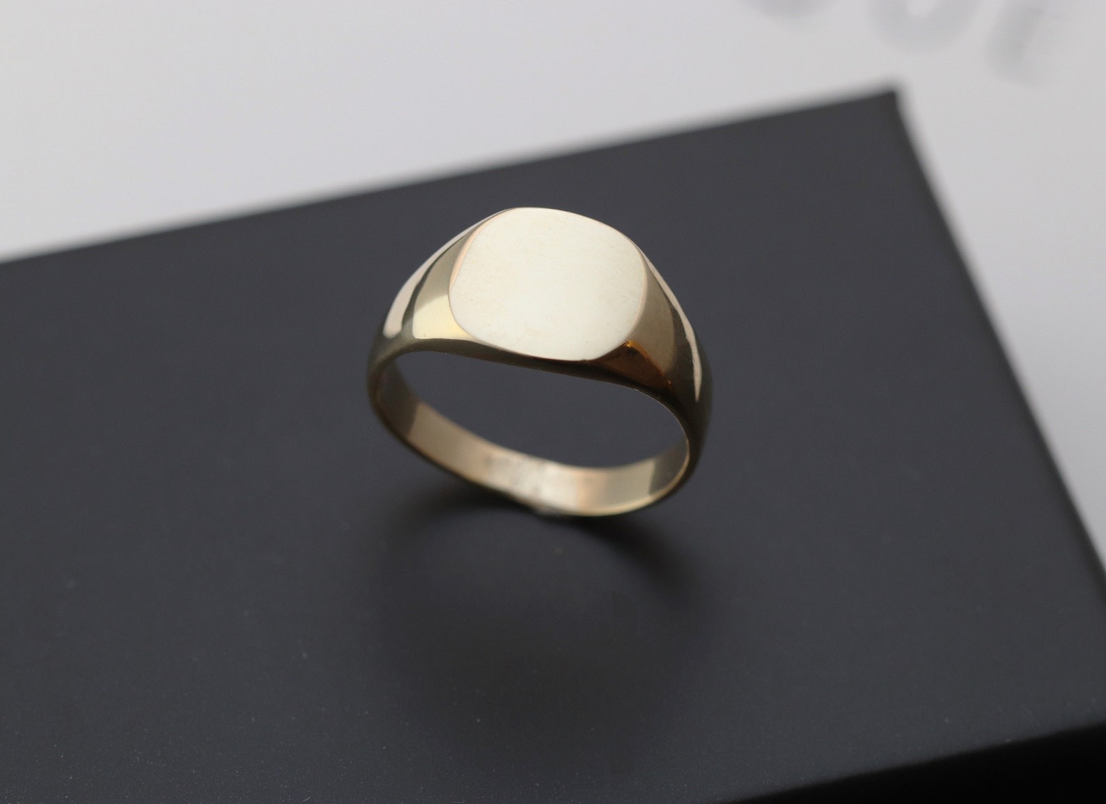 14K Solid Gold Signet Ring for Men - Etsy