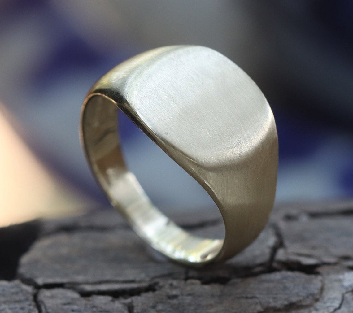 14K Solid Gold Signet Ring for Men - Etsy