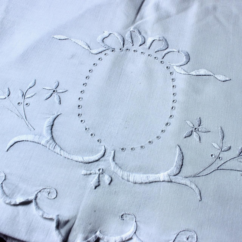 Vintage Bed Sheet - Etsy