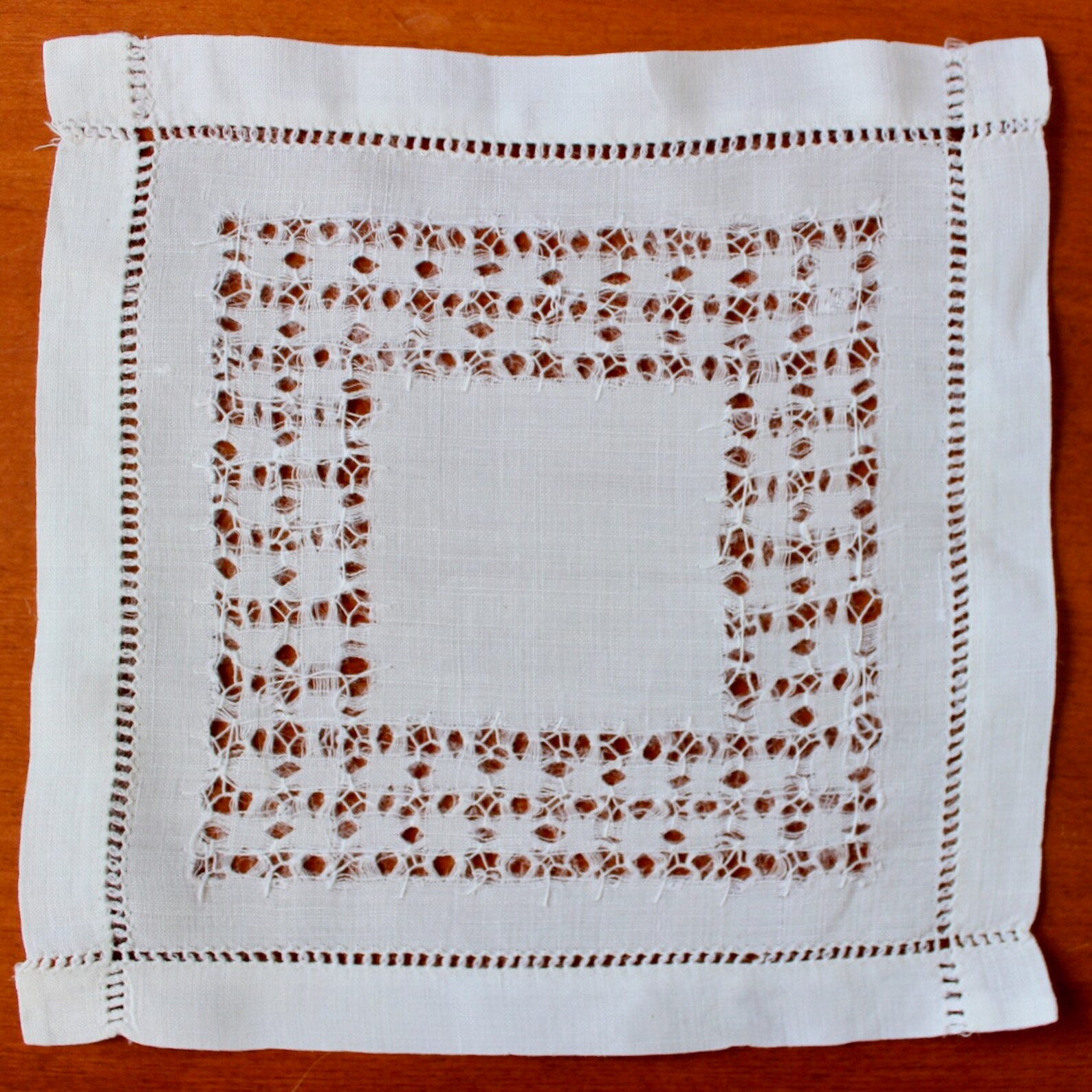 Vintage Linen Doily Coasters White Fancy Four Linen Hand Drawnwork ...