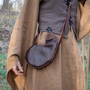 Leather Flask Wineskin, Medieval LARP Quality Water Bag /P/ (AB) - Etsy