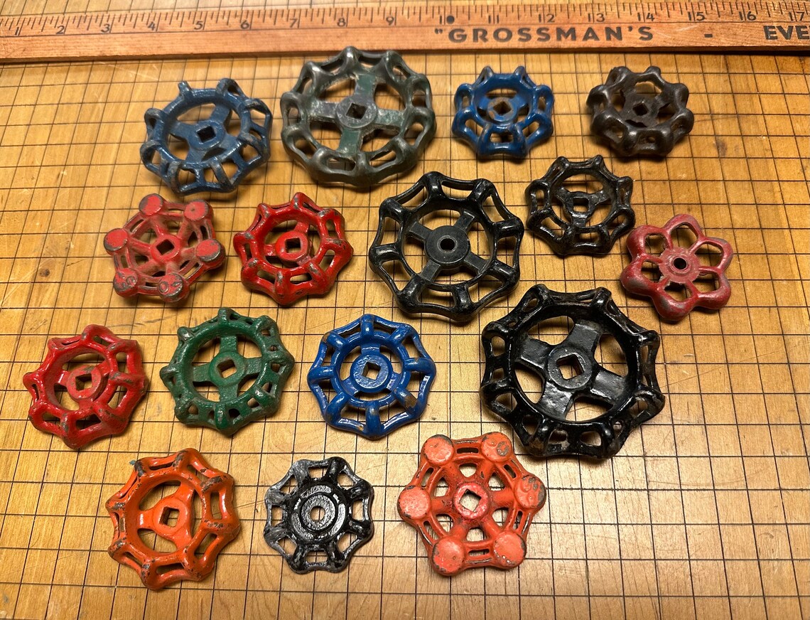 Assemblage of 16 Vintage Gate Valve Handles - Industrial Steampunk ...