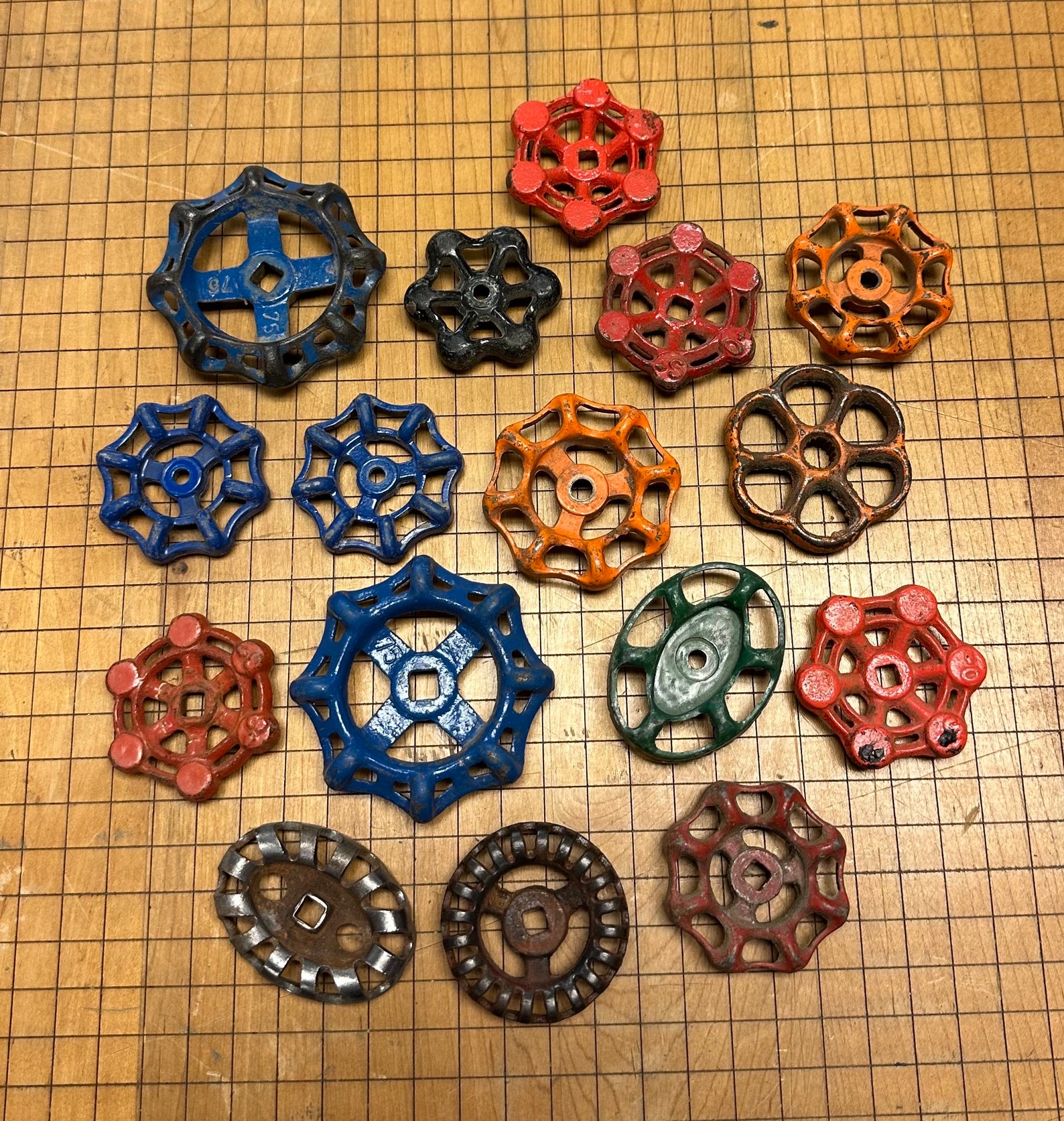 Assemblage of 16 Vintage Gate Valve Handles - Industrial Steampunk ...