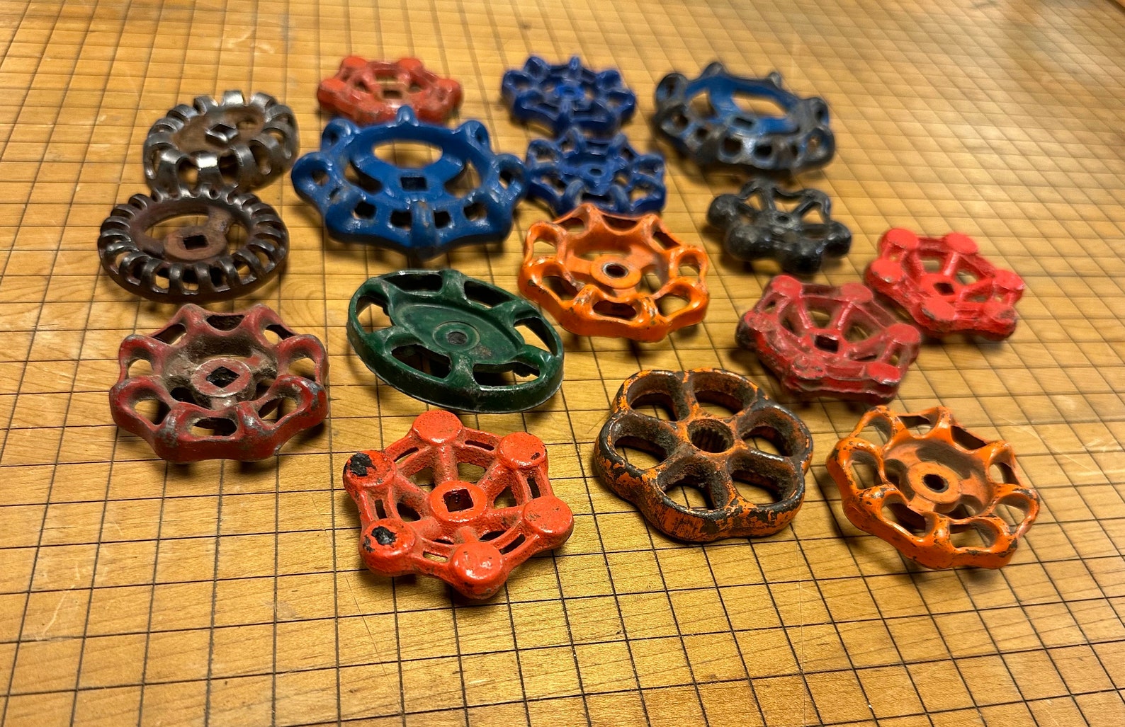 Assemblage of 16 Vintage Gate Valve Handles - Industrial Steampunk ...