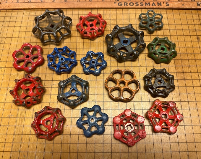Assemblage of 16 Vintage Gate Valve Handles - Industrial Steampunk ...
