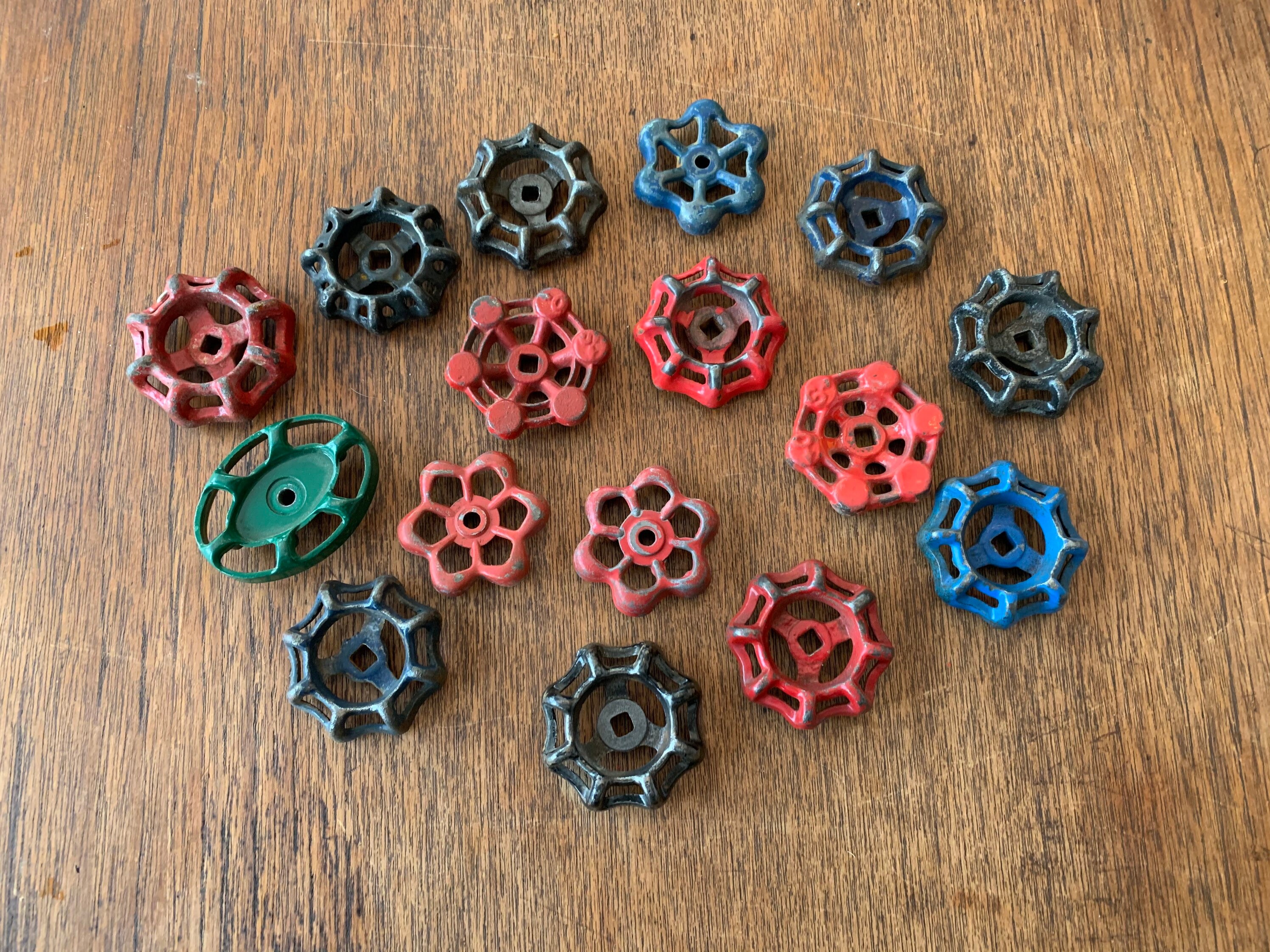 Craft Supplies & Tools Scrapbooking Assemblage of 16 Vintage Gate Valve ...