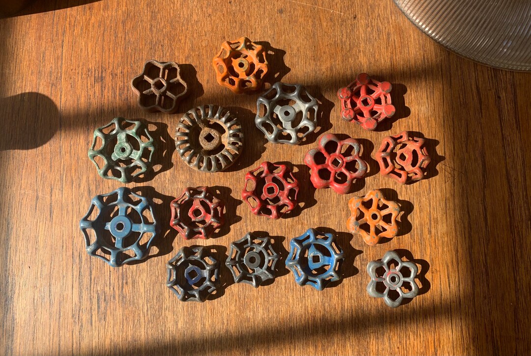 Assemblage of 16 Vintage Gate Valve Handles - Industrial Steampunk ...