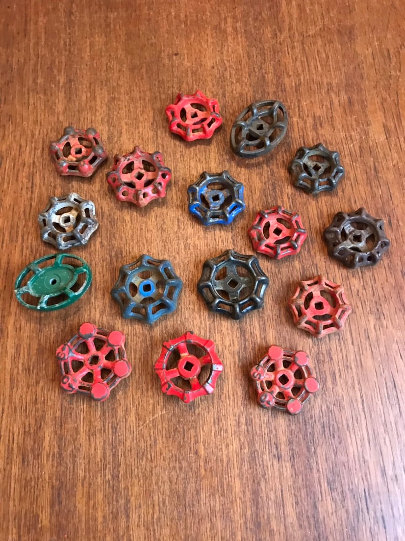 Assemblage of 16 Vintage Gate Valve Handles - Industrial Steampunk ...