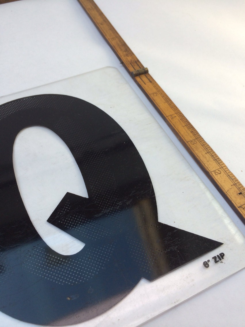 Clear plastic letter Q – Plexiglas letter - Black marquee letter ...