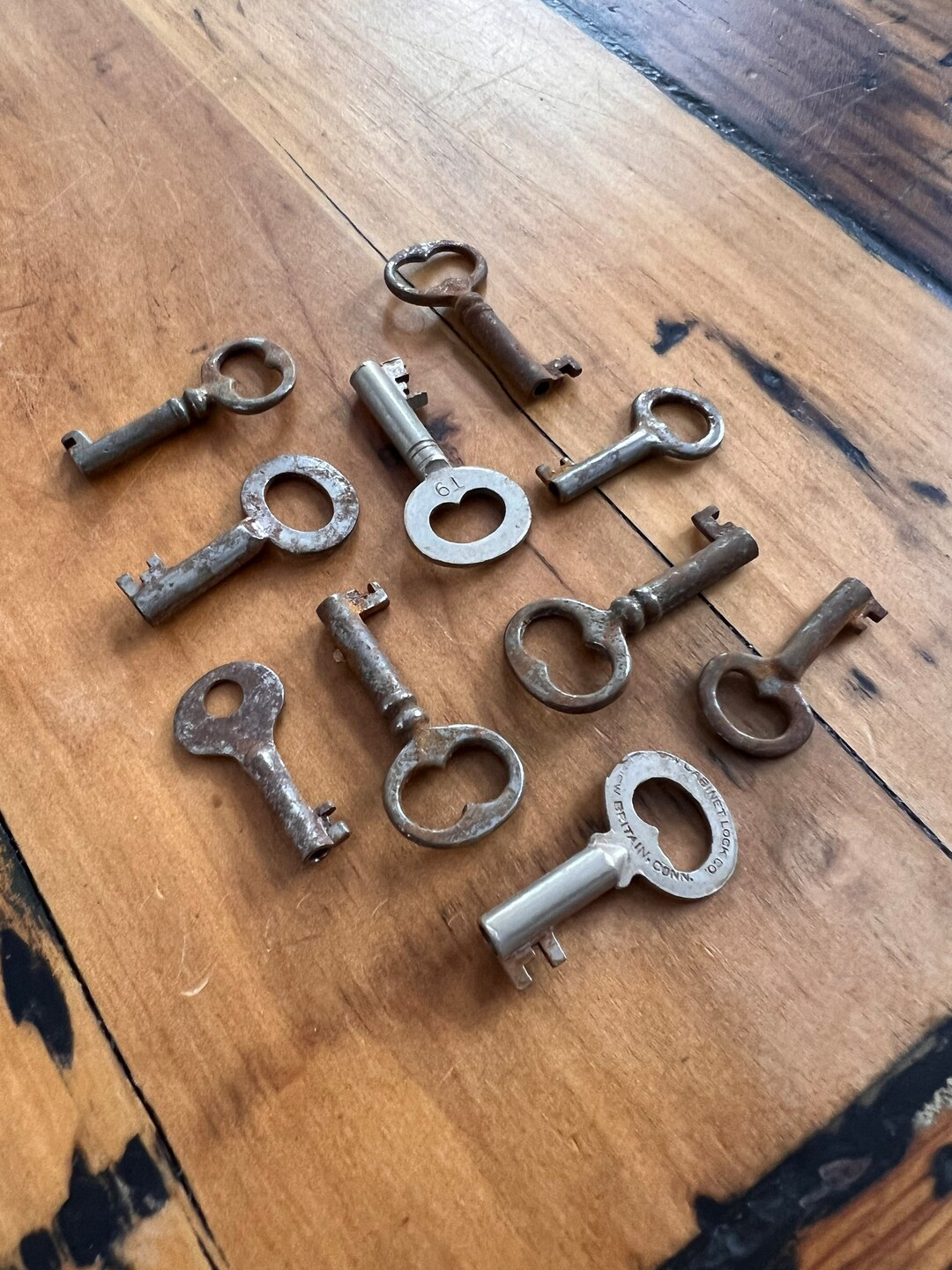 Lot of 10 Skeleton Keys - Antique Skeleton Key - Vintage Skeleton Key ...