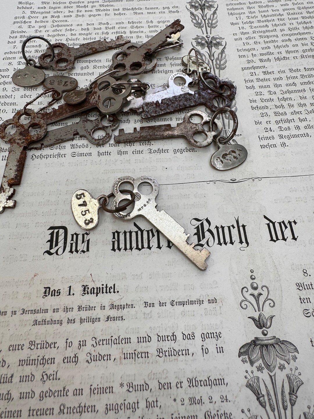 Yale Bank Safe Key Set - Industrial High Security Key - Vintage Safe ...