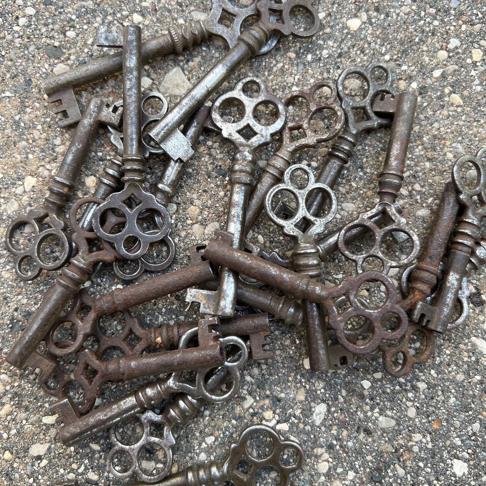 One Antique Skeleton Key Vintage Skeleton Key Vintage - Etsy