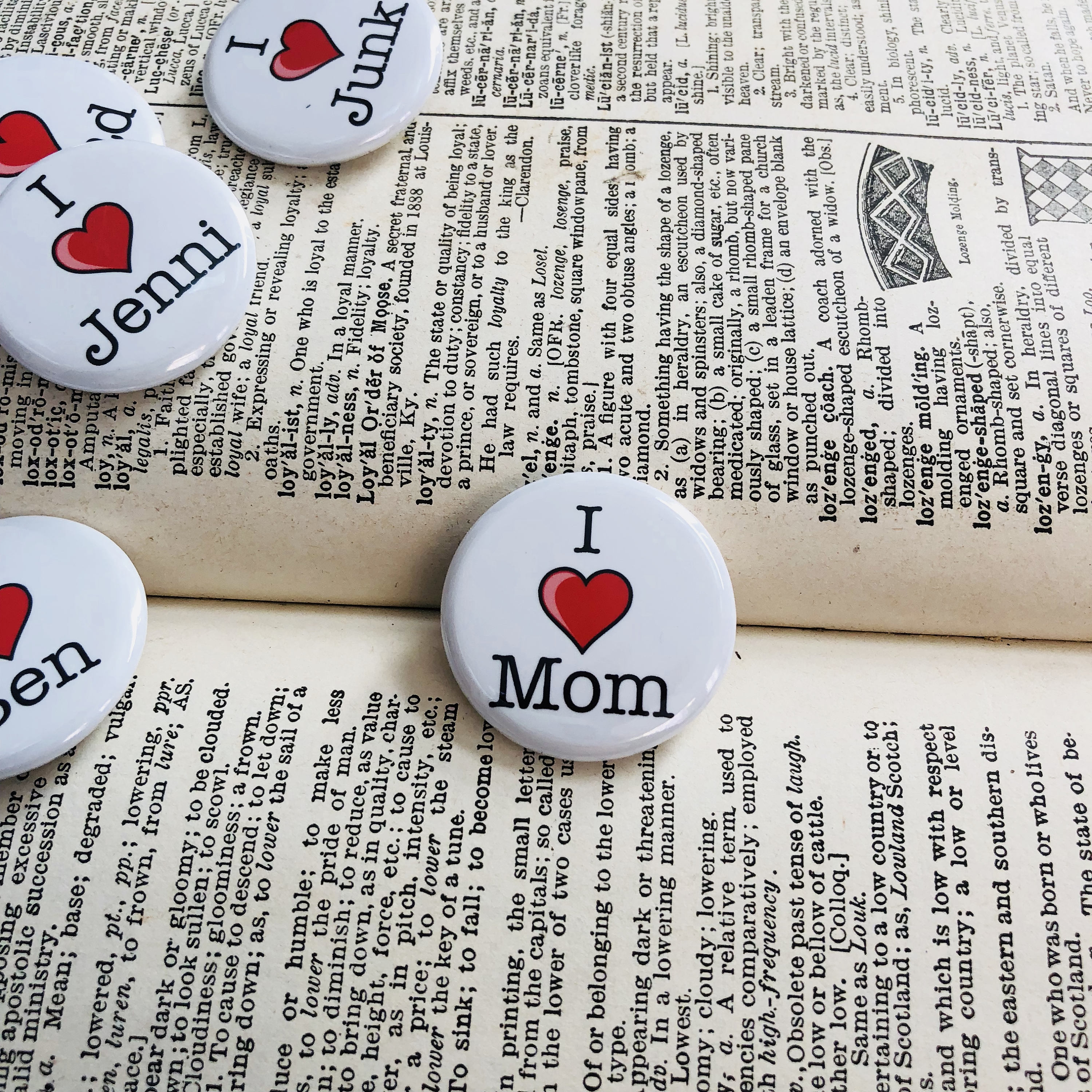 Custom I Heart Buttons 1.25 - Font choices - I love pins - I heart buttons