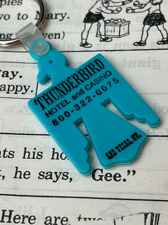 vintage hotel key ring - Gem