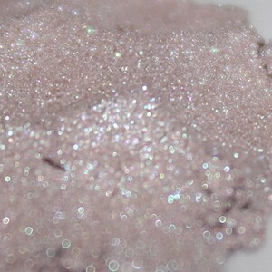 MOONBEAM Shimmer Eye Shadow, Light Silver Beige, Pastel Mauve, Mineral ...