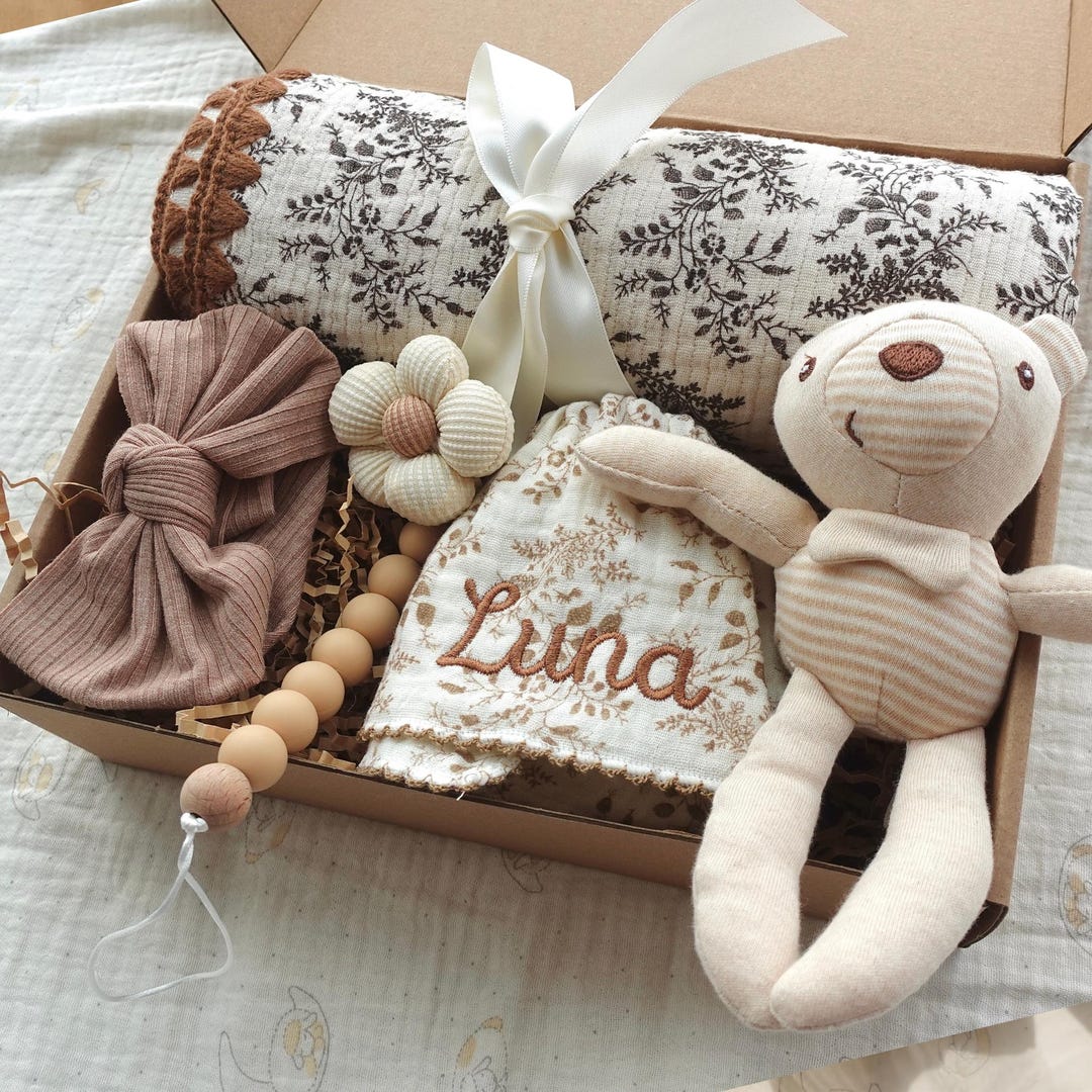 Baby Shower Gift for Newborn Girl, Personalized Baby Gift Box, Neutral ...