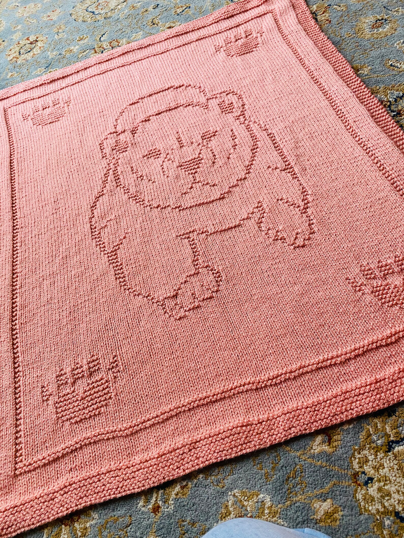 Spirit Bear Blanket, Knitting Pattern, PDF, Picture Blanket - Etsy UK