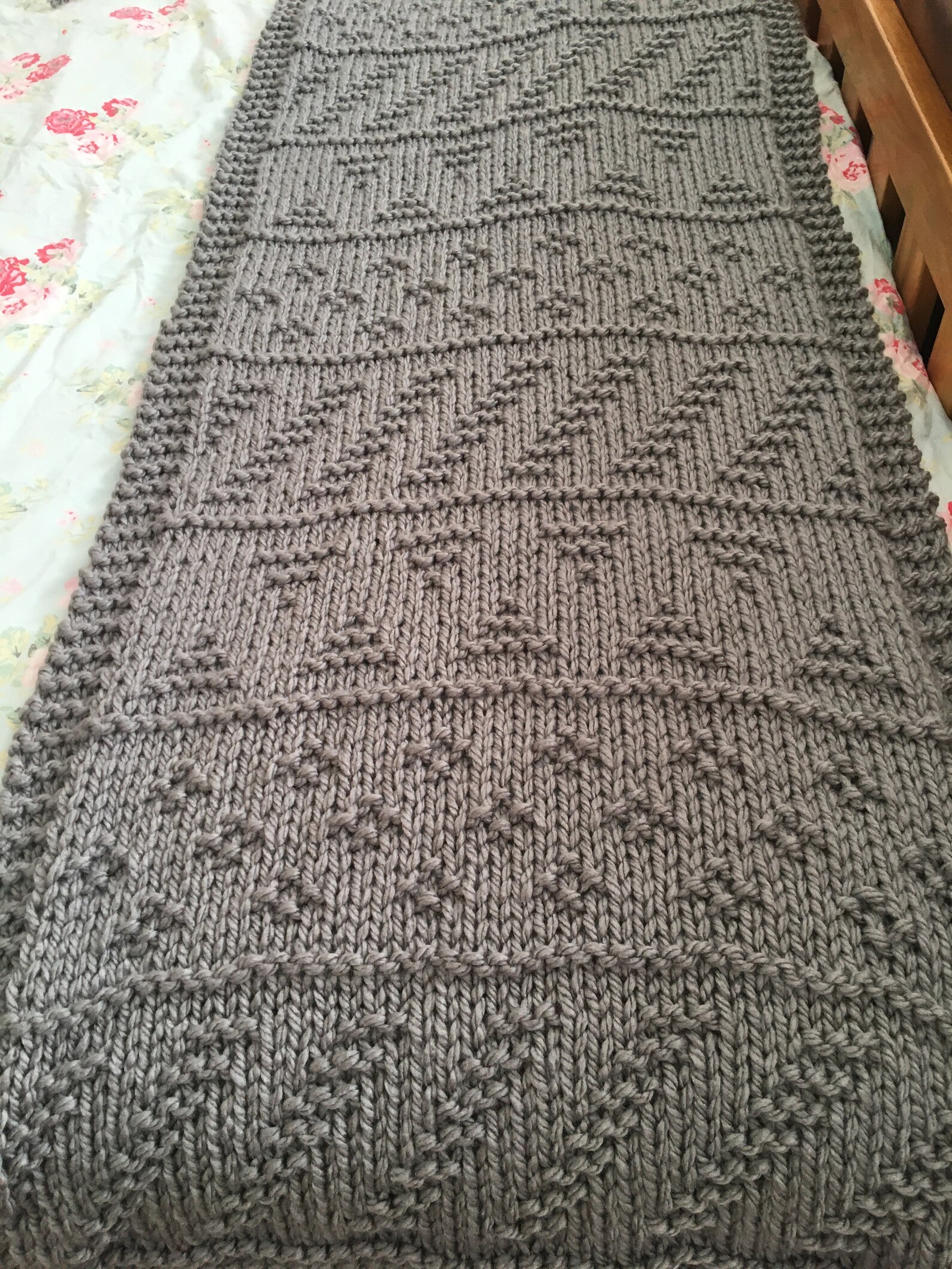 Knitting Pattern Textured Stripe Bed Runner PDF Instant | Etsy