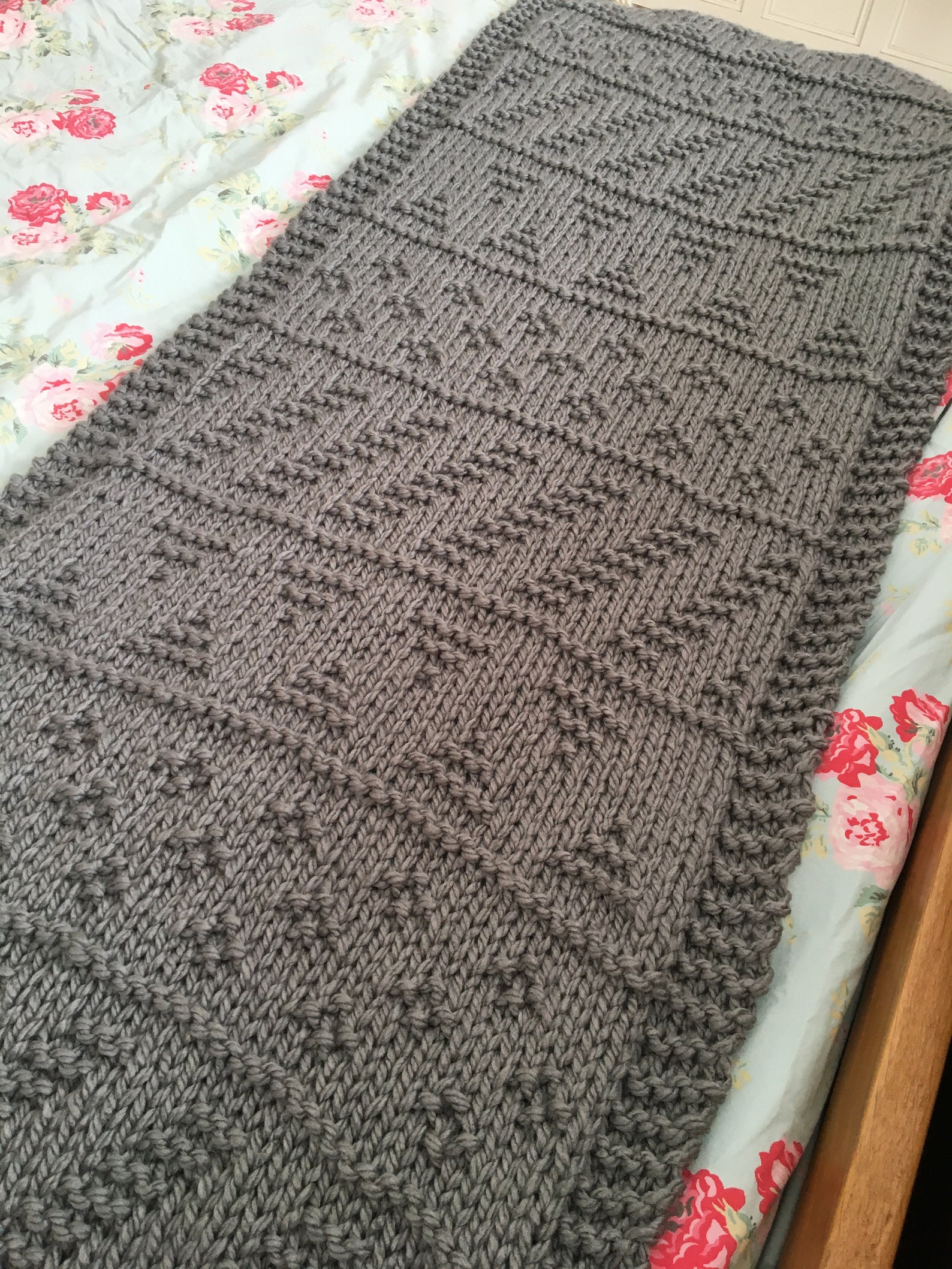 Knitting Pattern Textured Stripe Bed Runner PDF Instant | Etsy