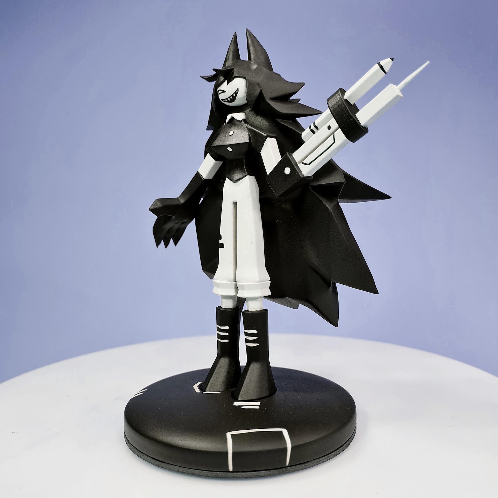 Miss Circle FPE Figurine - Hand-painted Resin Collectible Statue (15 Cm ...