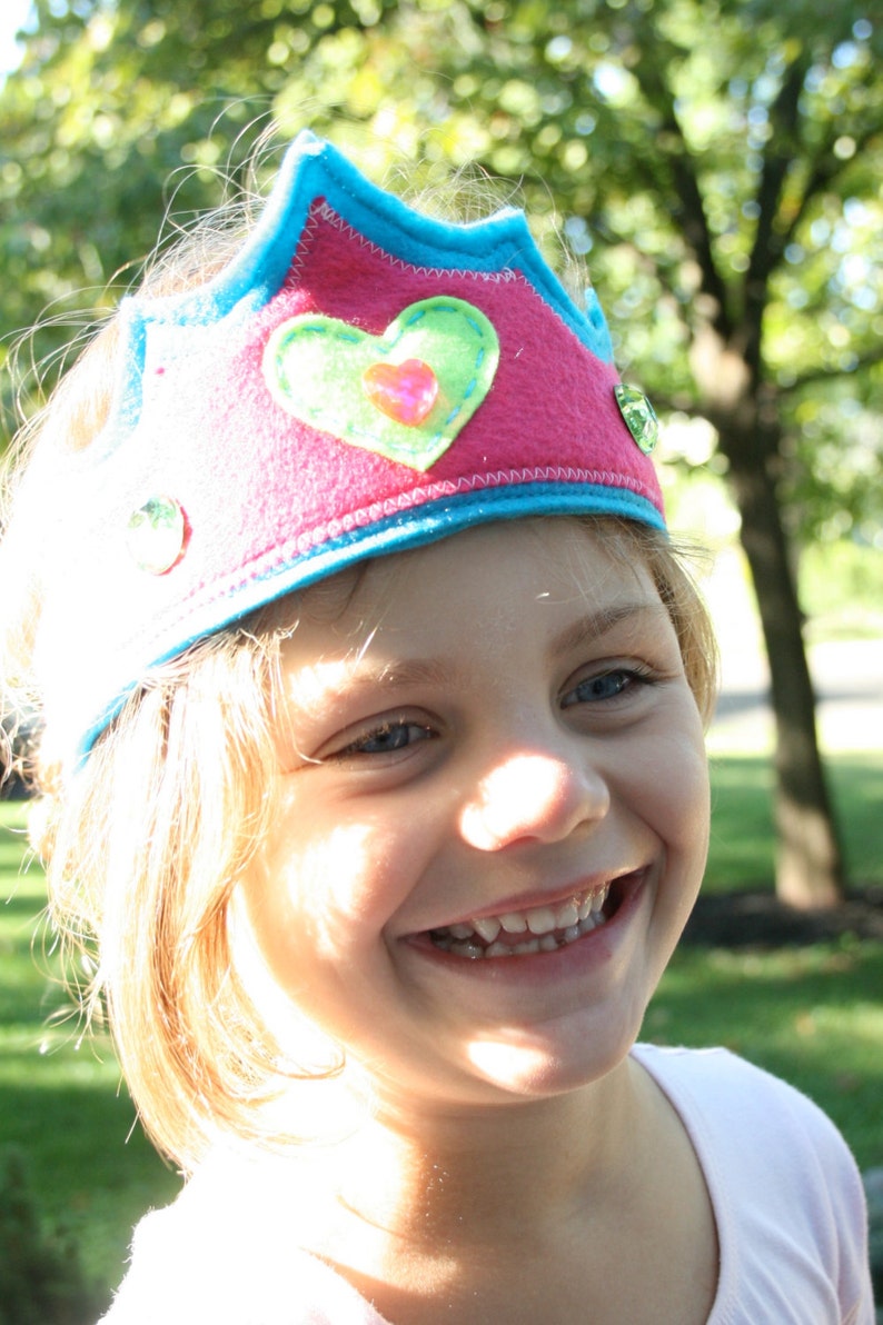Felt Princess Crown-perfect Christmas Gift-heart Flower - Etsy