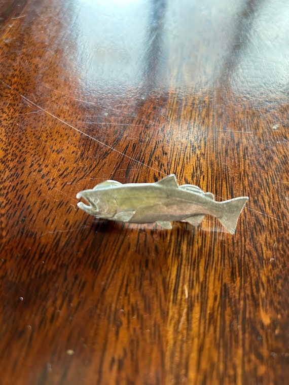 Fish Pin badge brooch coho salmon pewter - Gem