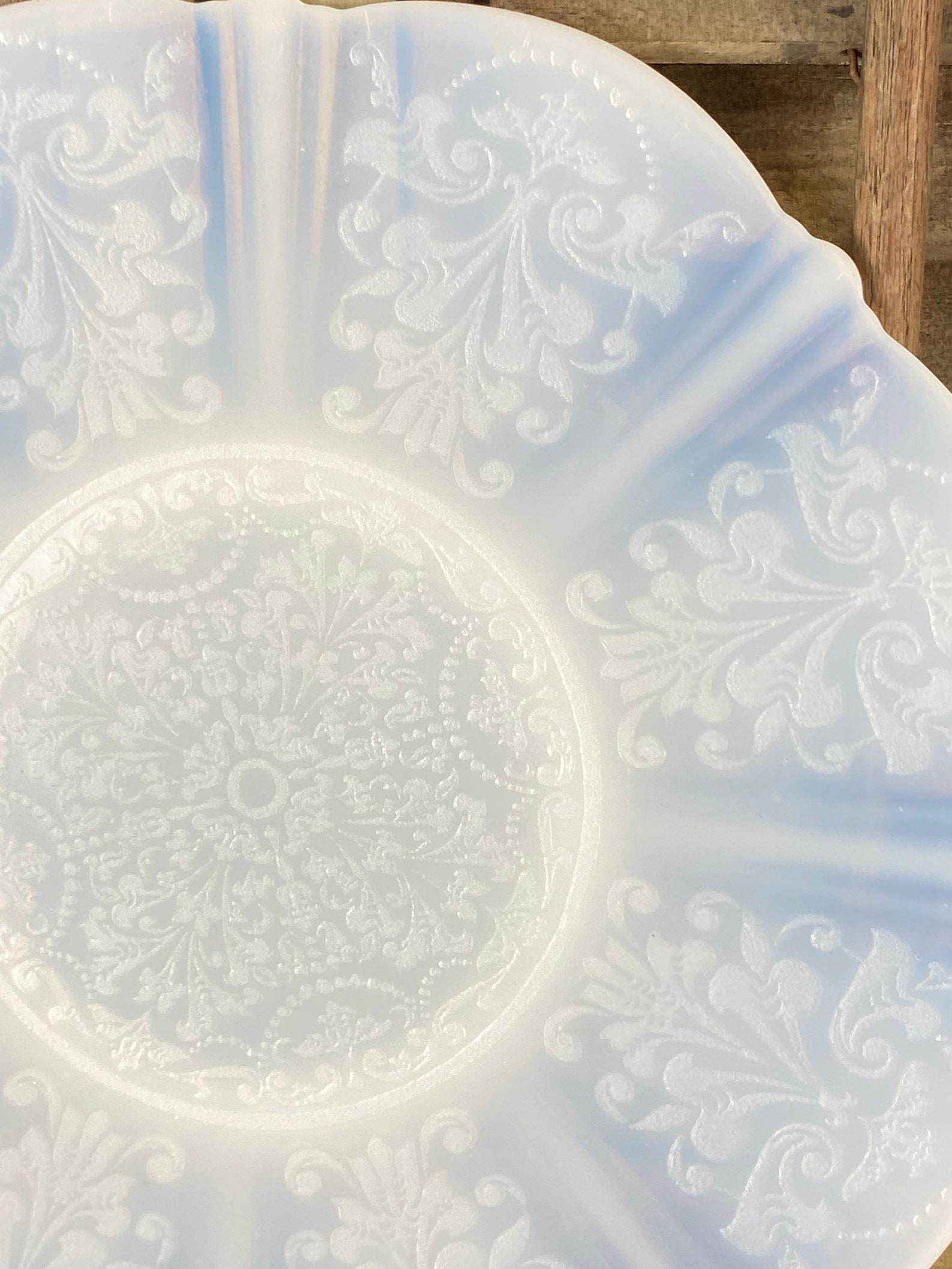 Vintage Evans-monax Milk Glass Sweetheart Plate - Etsy