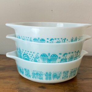 Vintage Set of Three Round Pyrex Covered Casserole Dishes,butterprint ...