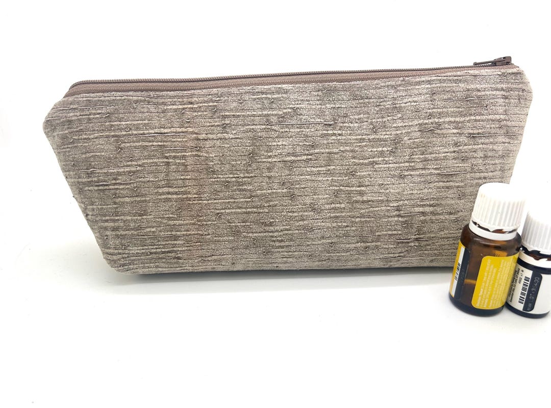 Essential Oil Bag , Holds 12-16 Bottles, Travel Flat Essential Oil Case ...