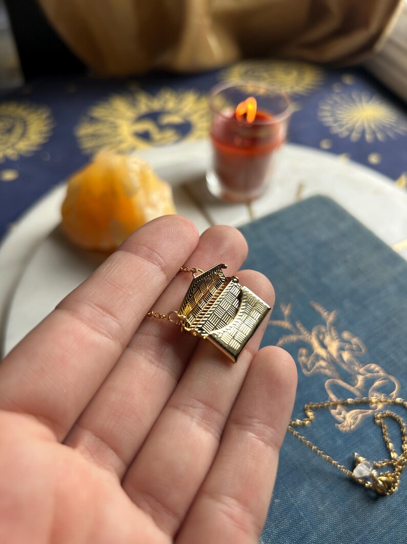 Golden Stainless Steel Purse Locket Necklace, Vintage Inspired Love ...