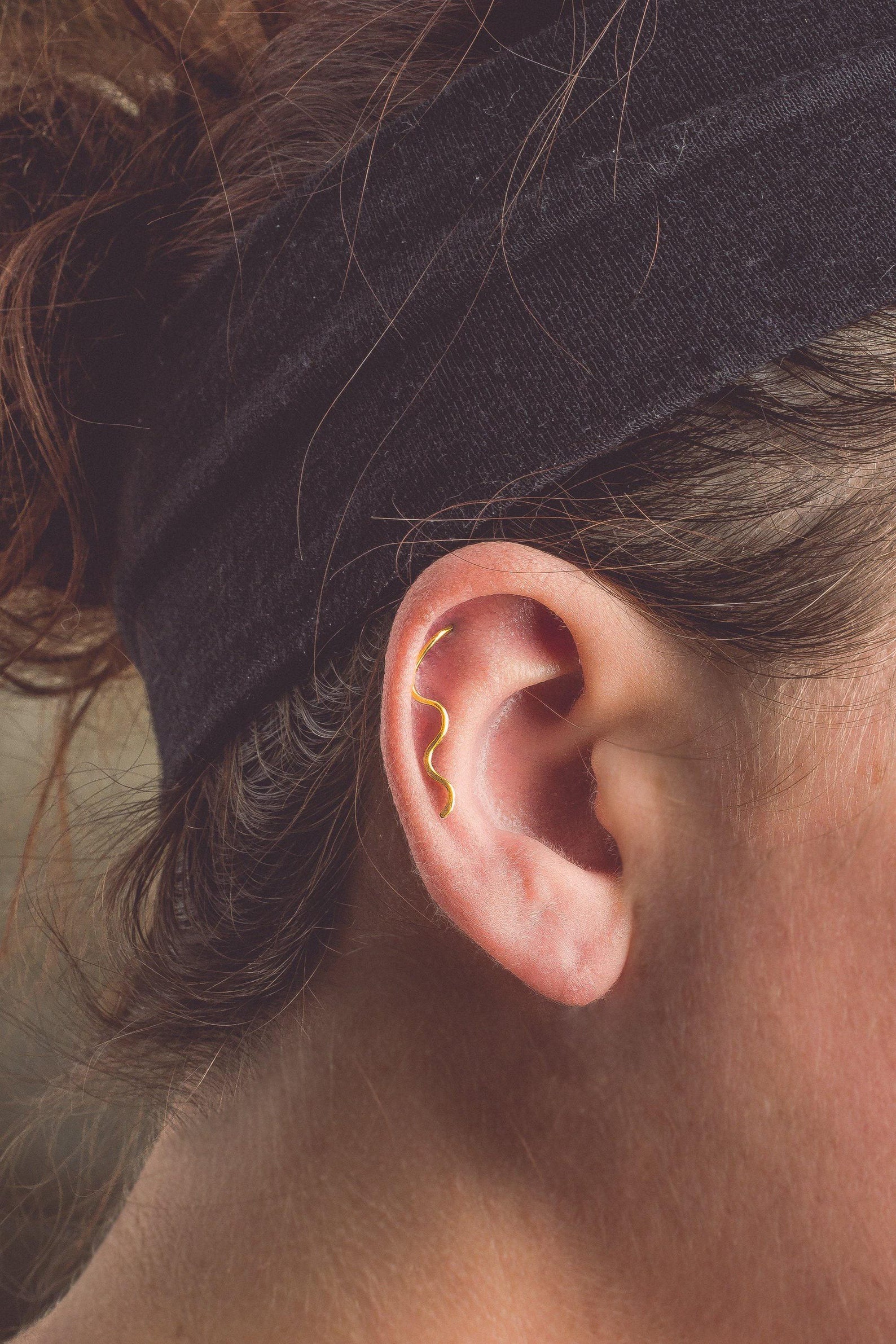 The Original Wave Cartilage Earring in 14K Solid Gold | White, Yellow ...
