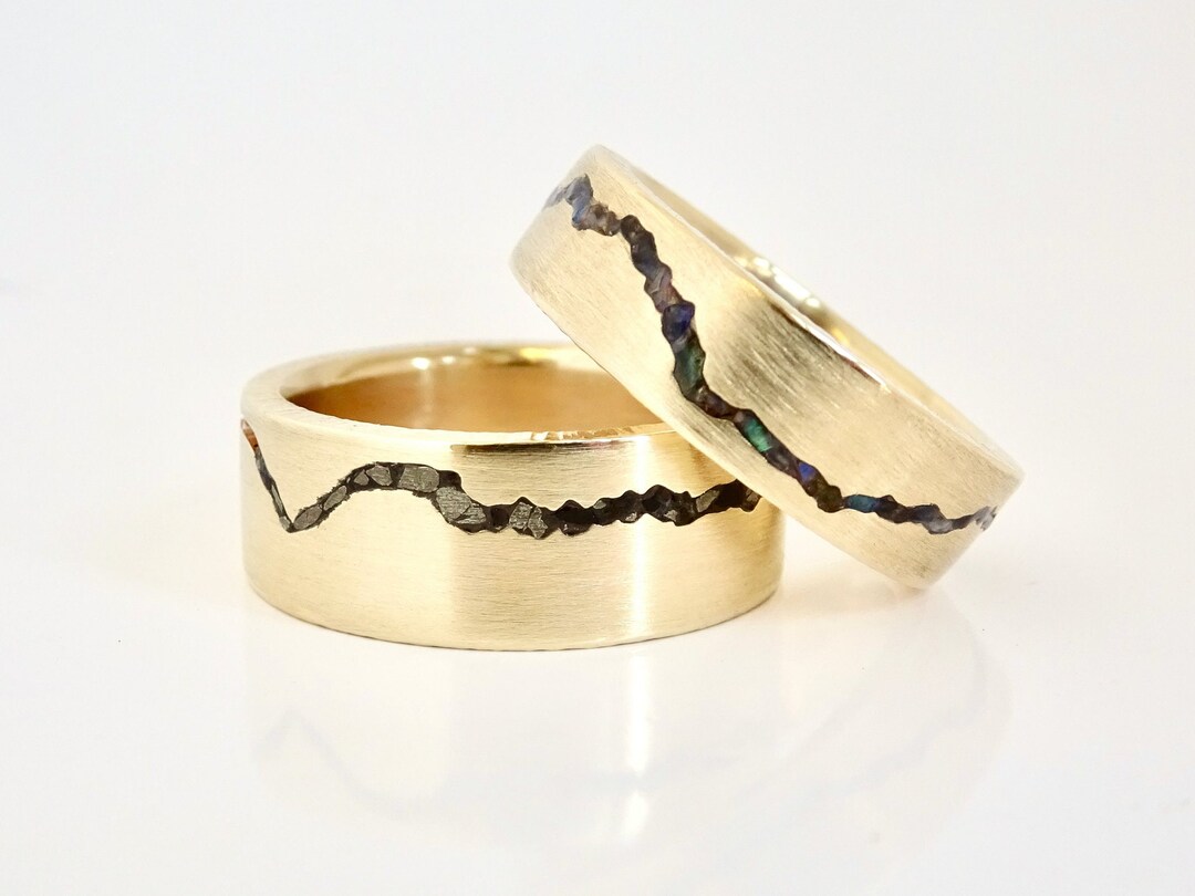 Range Inlay Mountain Wedding Band Set | 8mm & 6mm Couples Wedding Ring ...