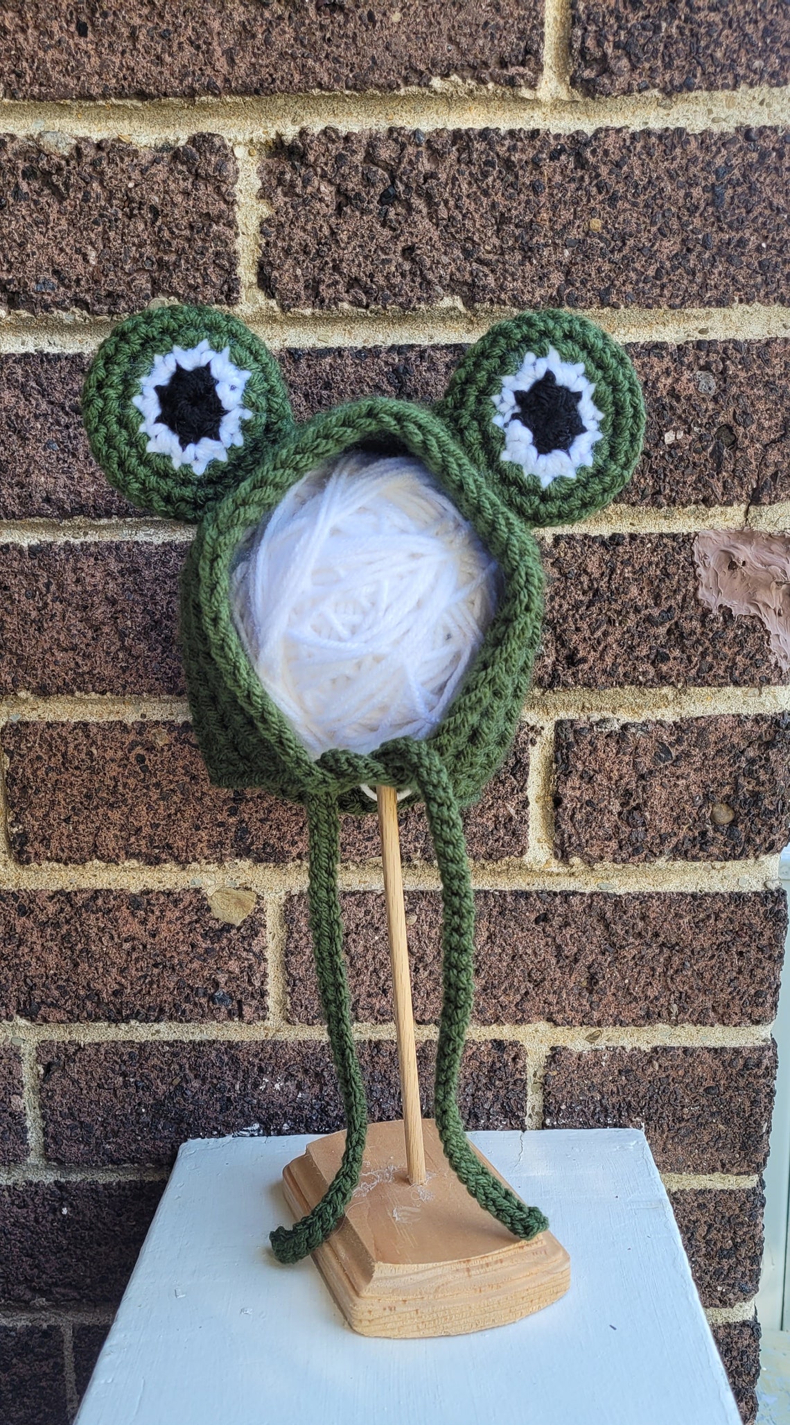 Newborn Frog Bonnet: Dark Olive Green Crochet Baby Costume - Etsy