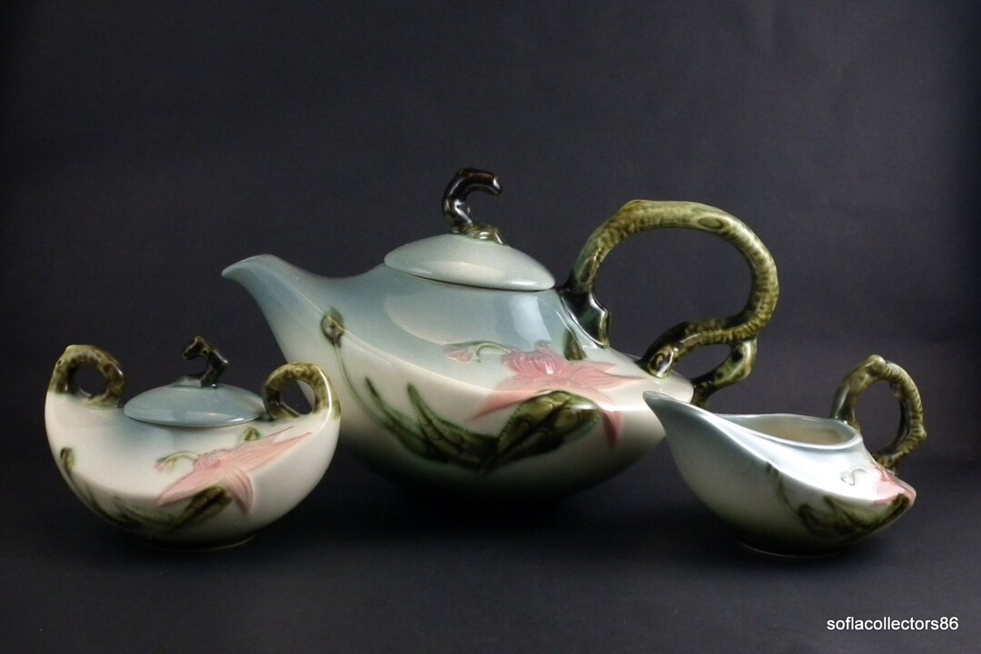 Hull Art Pottery Woodland Tea Set (teapot, Cream and Sugar) W26 - W27 ...