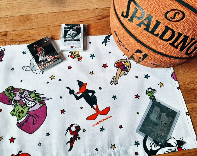 Space Jam VINTAGE Fabric Warner Bros 13.75 X 33.50 Looney Tunes Taz ...