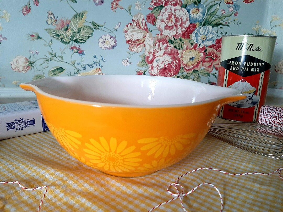 Vintage Pyrex Cinderella Bowl Daisy 1.5 Qt Orange Yellow Ovenware #442 ...