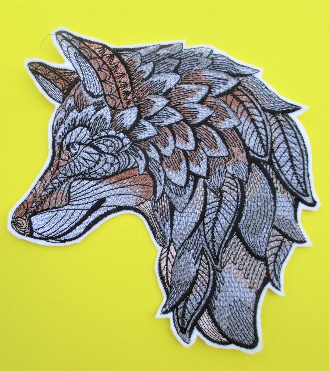 Large Embroidered Wolf Applique Patch Iron on or Sew On - Etsy
