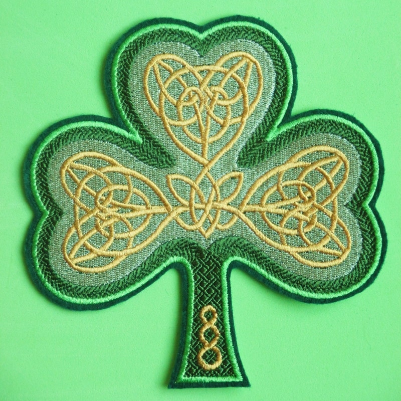 Celtic Knot Shamrock - Etsy