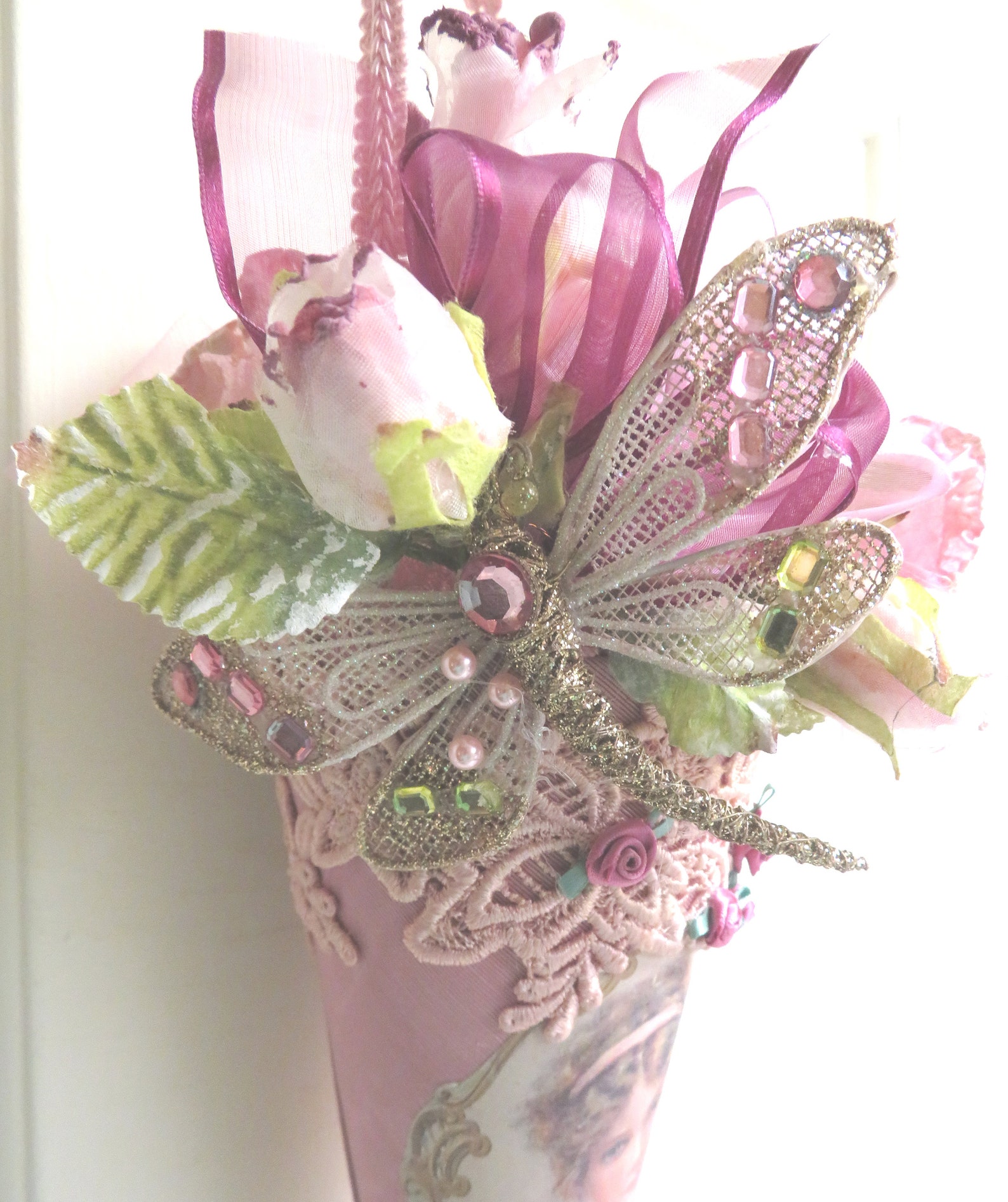 Tussie Mussie Pink Tussie Mussie Dragon Fly Tussie Mussie - Etsy