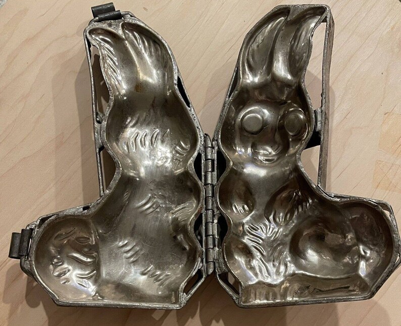 Antique Chocolate Candy Mold Rabbit Hinged Metal Large Easter Bunny 9 1 ...