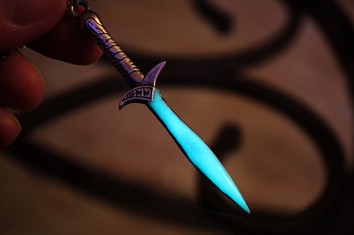 Sword Pendant Glow in the Dark / Elven Dagger Necklace / - Etsy