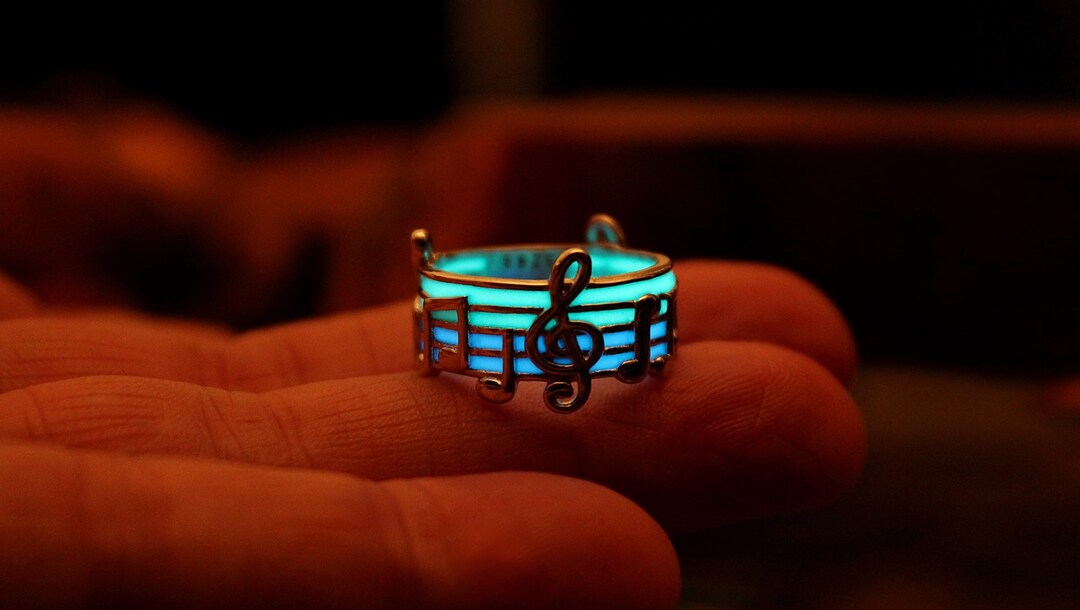 Music Notes Ring Glow in the Dark / Treble Clef Band Ring / Sterling ...
